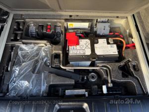 Black BMW X3 2010 in Tartu, with an engine capacity of 2.00 L and mileage of 224 thousand km for 7500 €, photo 17 on AUTOMOTO.COM.LV