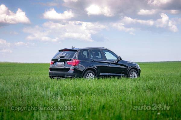 Black BMW X3 2011 in Tallinn, with an engine capacity of 2.00 L and mileage of 341 thousand km for 9799 €, photo 5 on AUTOMOTO.COM.LV