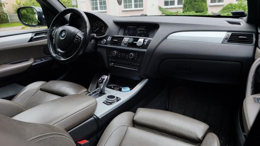 Melns BMW X3 2013 Jehvi, ar dzinēja tilpumu 3.50 L un nobraukumu 375 tūkst. km par 8990 €, foto 6 vietnē AUTOMOTO.COM.LV