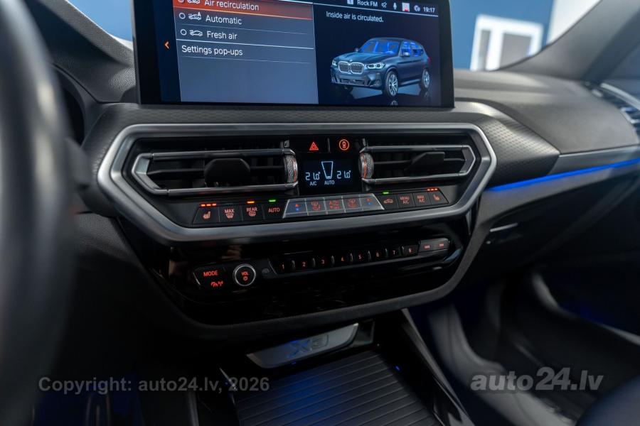 Melns BMW X3 2021 Tallina, ar dzinēja tilpumu 2.00 L un nobraukumu 65 tūkst. km par 42900 €, foto 12 vietnē AUTOMOTO.COM.LV