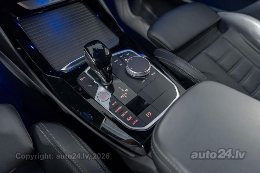 Melns BMW X3 2021 Tallina, ar dzinēja tilpumu 2.00 L un nobraukumu 65 tūkst. km par 42900 €, foto 13 vietnē AUTOMOTO.COM.LV