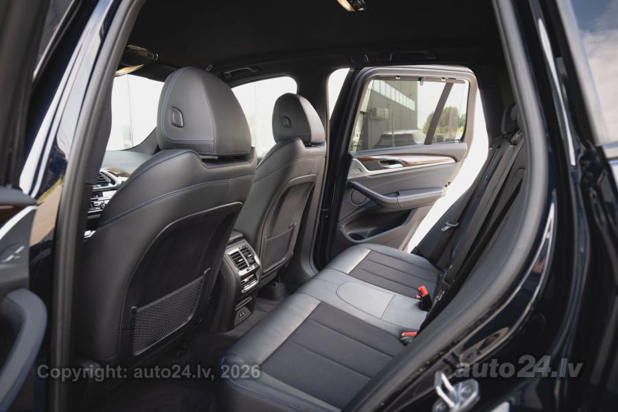 Melns BMW X3 2021 Tartu, ar dzinēja tilpumu 2.00 L un nobraukumu 107 tūkst. km par 34900 €, foto 14 vietnē AUTOMOTO.COM.LV