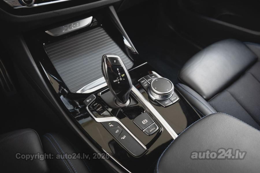 Melns BMW X3 2021 Tartu, ar dzinēja tilpumu 2.00 L un nobraukumu 107 tūkst. km par 34900 €, foto 21 vietnē AUTOMOTO.COM.LV