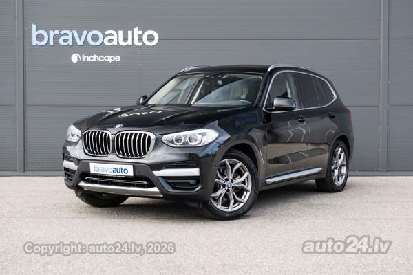 Melns BMW X3 2021 Tartu, ar dzinēja tilpumu 2.00 L un nobraukumu 67 tūkst. km par 34490 €, foto  vietnē AUTOMOTO.COM.LV