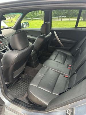 Blue BMW X3 2003 in Vilnius, with an engine capacity of 3.00 L and mileage of 262 thousand km for 2900 €, photo 10 on AUTOMOTO.COM.LV