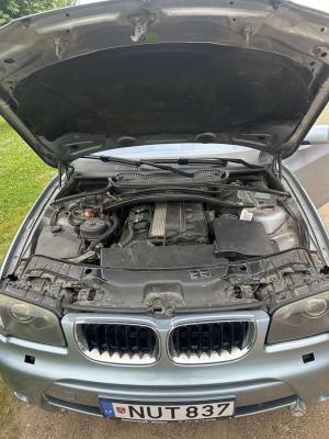 Blue BMW X3 2003 in Vilnius, with an engine capacity of 3.00 L and mileage of 262 thousand km for 2900 €, photo 11 on AUTOMOTO.COM.LV