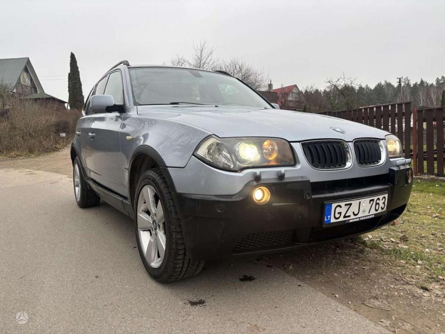 Zils BMW X3 2004 Viļņa, ar dzinēja tilpumu 2.99 L un nobraukumu 292 tūkst. km par 3000 €, foto 7 vietnē AUTOMOTO.COM.LV