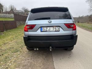 Zils BMW X3 2004 Viļņa, ar dzinēja tilpumu 2.99 L un nobraukumu 292 tūkst. km par 3000 €, foto 11 vietnē AUTOMOTO.COM.LV