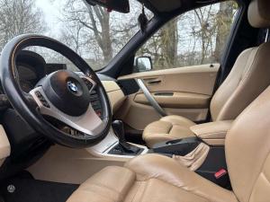 Zils BMW X3 2004 Viļņa, ar dzinēja tilpumu 2.99 L un nobraukumu 292 tūkst. km par 3000 €, foto 17 vietnē AUTOMOTO.COM.LV