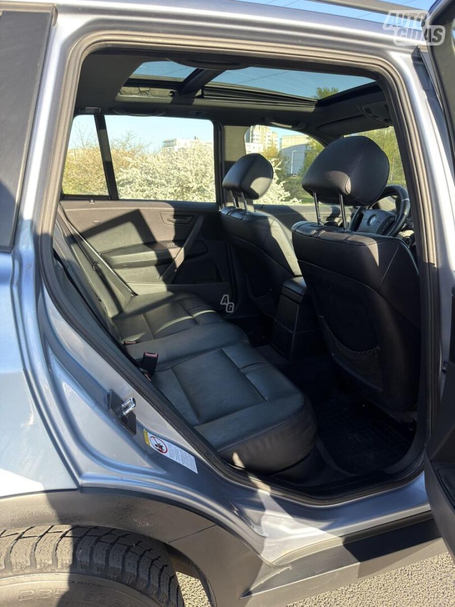 Blue BMW X3 2004 in Vilnius, with an engine capacity of 3.00 L and mileage of 417 thousand km for 2999 €, photo 13 on AUTOMOTO.COM.LV