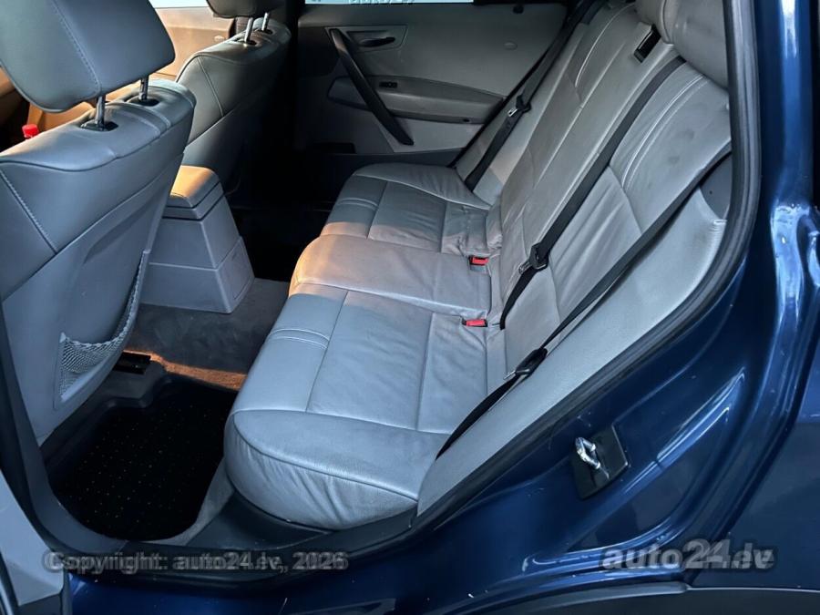 Zils BMW X3 2004 Tallina, ar dzinēja tilpumu 3.00 L un nobraukumu 313 tūkst. km par 4200 €, foto 9 vietnē AUTOMOTO.COM.LV