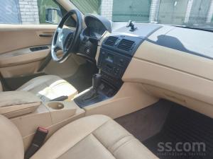 Zils BMW X3 2004 Rīga, ar dzinēja tilpumu 3.00 L un nobraukumu 267 tūkst. km par 2790 €, foto 4 vietnē AUTOMOTO.COM.LV