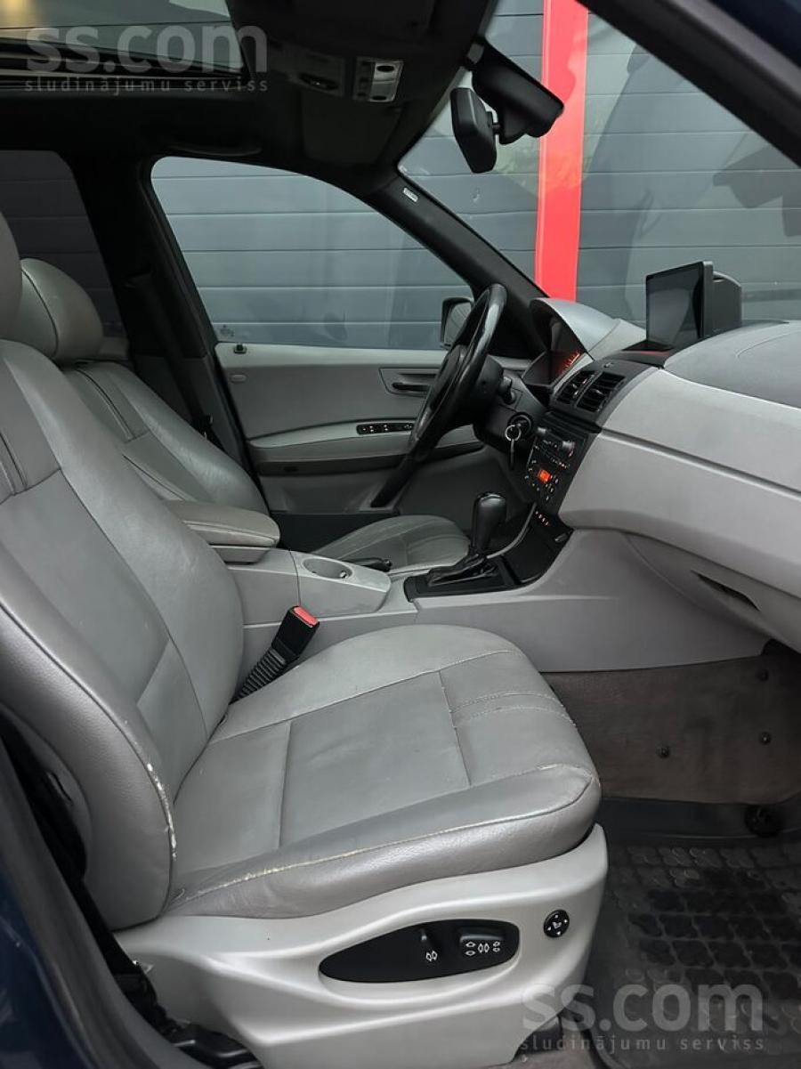 Blue BMW X3 2004 in Jelgava, with an engine capacity of 3.00 L and mileage of 344 thousand km for 2400 €, photo 12 on AUTOMOTO.COM.LV