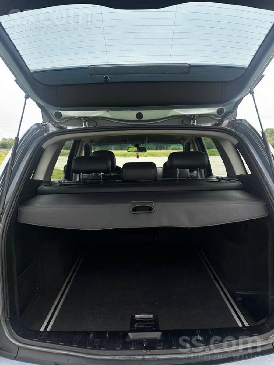 Blue BMW X3 2005 in Riga, with an engine capacity of 2.00 L and mileage of 279 thousand km for 3900 €, photo 5 on AUTOMOTO.COM.LV