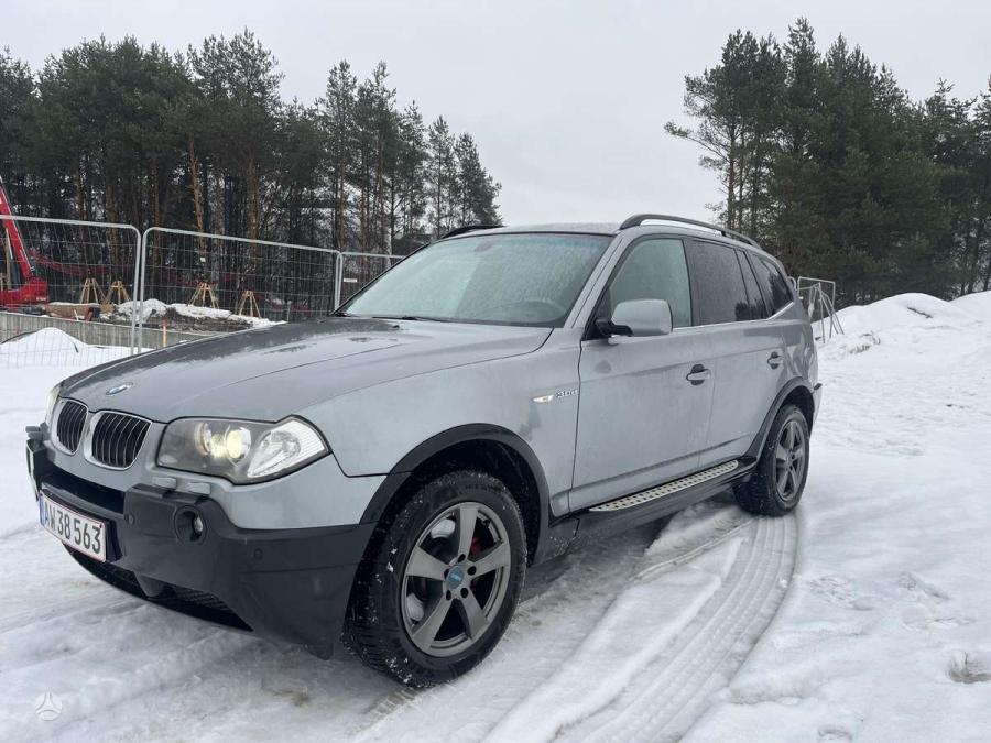 Zils BMW X3 2006 Viļņa, ar dzinēja tilpumu 2.99 L un nobraukumu 324 tūkst. km par 3850 €, foto 2 vietnē AUTOMOTO.COM.LV