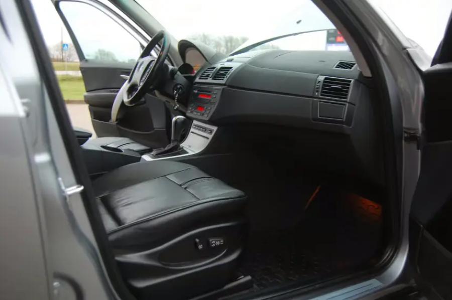 Blue BMW X3 2006 in Jekabpils, with an engine capacity of 3.00 L and mileage of 288 thousand km for 4490 €, photo 13 on AUTOMOTO.COM.LV
