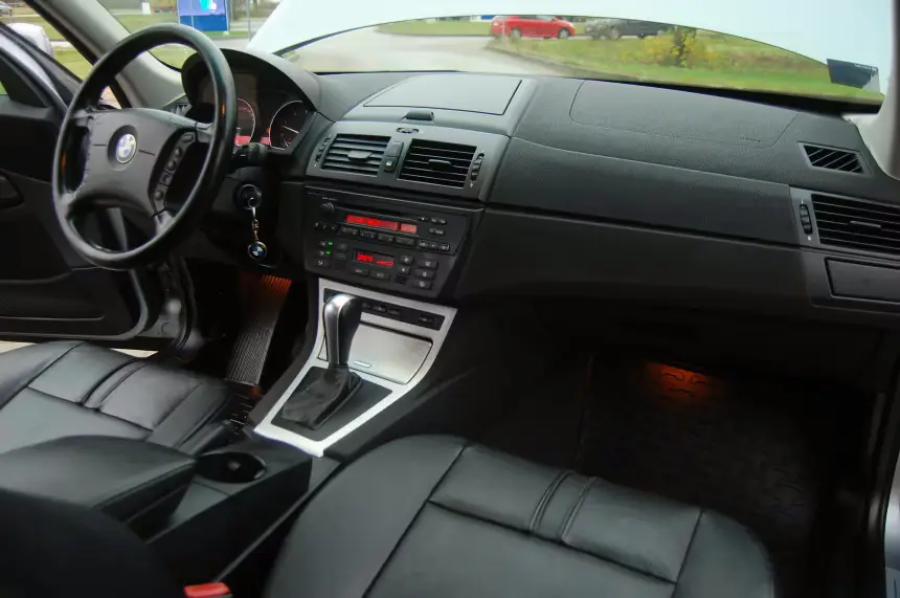 Blue BMW X3 2006 in Jekabpils, with an engine capacity of 3.00 L and mileage of 288 thousand km for 4490 €, photo 16 on AUTOMOTO.COM.LV
