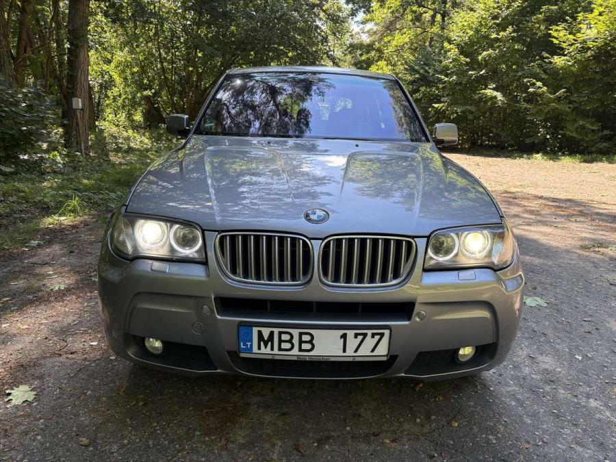 Zils BMW X3 2006 Marijampole, ar dzinēja tilpumu 2.99 L un nobraukumu 320 tūkst. km par 5999 €, foto 3 vietnē AUTOMOTO.COM.LV