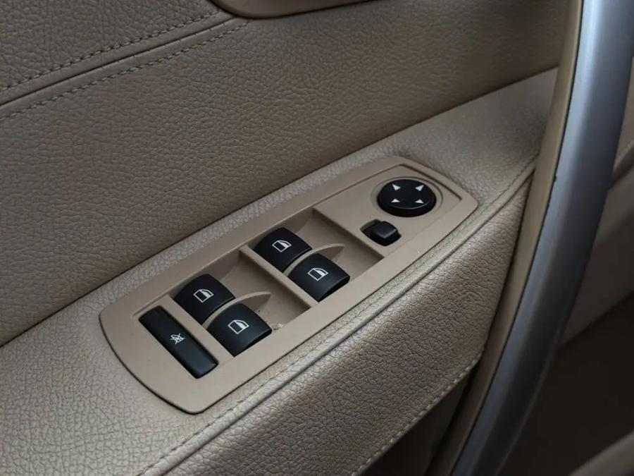 Zils BMW X3 2007 Jūrmala, ar dzinēja tilpumu 2.00 L un nobraukumu 256 tūkst. km par 5290 €, foto 15 vietnē AUTOMOTO.COM.LV