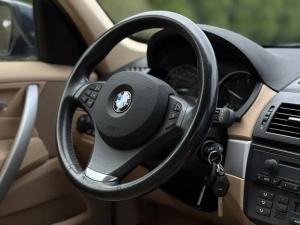 Zils BMW X3 2007 Jūrmala, ar dzinēja tilpumu 2.00 L un nobraukumu 256 tūkst. km par 5290 €, foto 18 vietnē AUTOMOTO.COM.LV