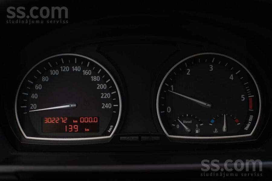Zils BMW X3 2007 Rīga, ar dzinēja tilpumu 2.00 L un nobraukumu 302 tūkst. km par 5290 €, foto 17 vietnē AUTOMOTO.COM.LV