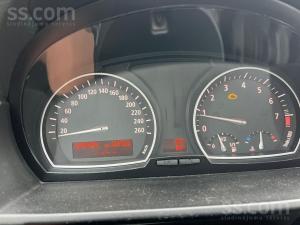 Blue BMW X3 2007 in Ogre, with an engine capacity of 2.50 L and mileage of 229 thousand km for 3500 €, photo 5 on AUTOMOTO.COM.LV