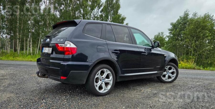 Blue BMW X3 2010 in Valmiera, with an engine capacity of 3.00 L and mileage of 334 thousand km for 6500 €, photo 6 on AUTOMOTO.COM.LV