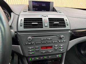 Zils BMW X3 2010 Marijampole, ar dzinēja tilpumu 2.00 L un nobraukumu 204 tūkst. km par 7250 €, foto 25 vietnē AUTOMOTO.COM.LV