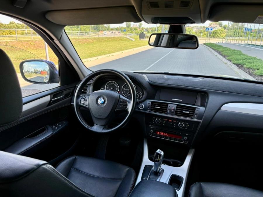 Blue BMW X3 2011 in Riga, with an engine capacity of 2.00 L and mileage of 286 thousand km for 11790 €, photo 7 on AUTOMOTO.COM.LV