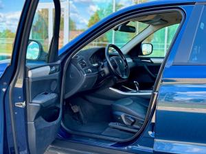 Blue BMW X3 2011 in Riga, with an engine capacity of 2.00 L and mileage of 286 thousand km for 11790 €, photo 10 on AUTOMOTO.COM.LV