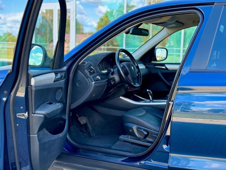 Blue BMW X3 2011 in Riga, with an engine capacity of 2.00 L and mileage of 286 thousand km for 11790 €, photo 10 on AUTOMOTO.COM.LV