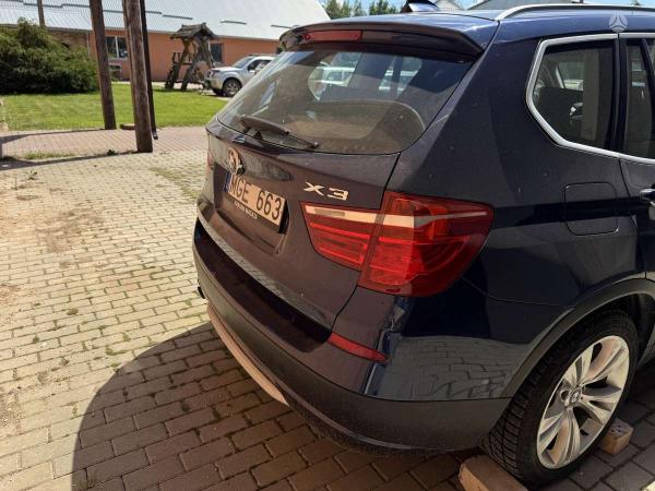 Blue BMW X3 2011 in Sakiai, with an engine capacity of 3.00 L and mileage of 375 thousand km for 4999 €, photo 5 on AUTOMOTO.COM.LV