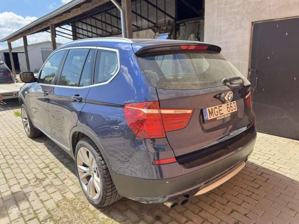Blue BMW X3 2011 in Sakiai, with an engine capacity of 3.00 L and mileage of 375 thousand km for 4999 €, photo 6 on AUTOMOTO.COM.LV