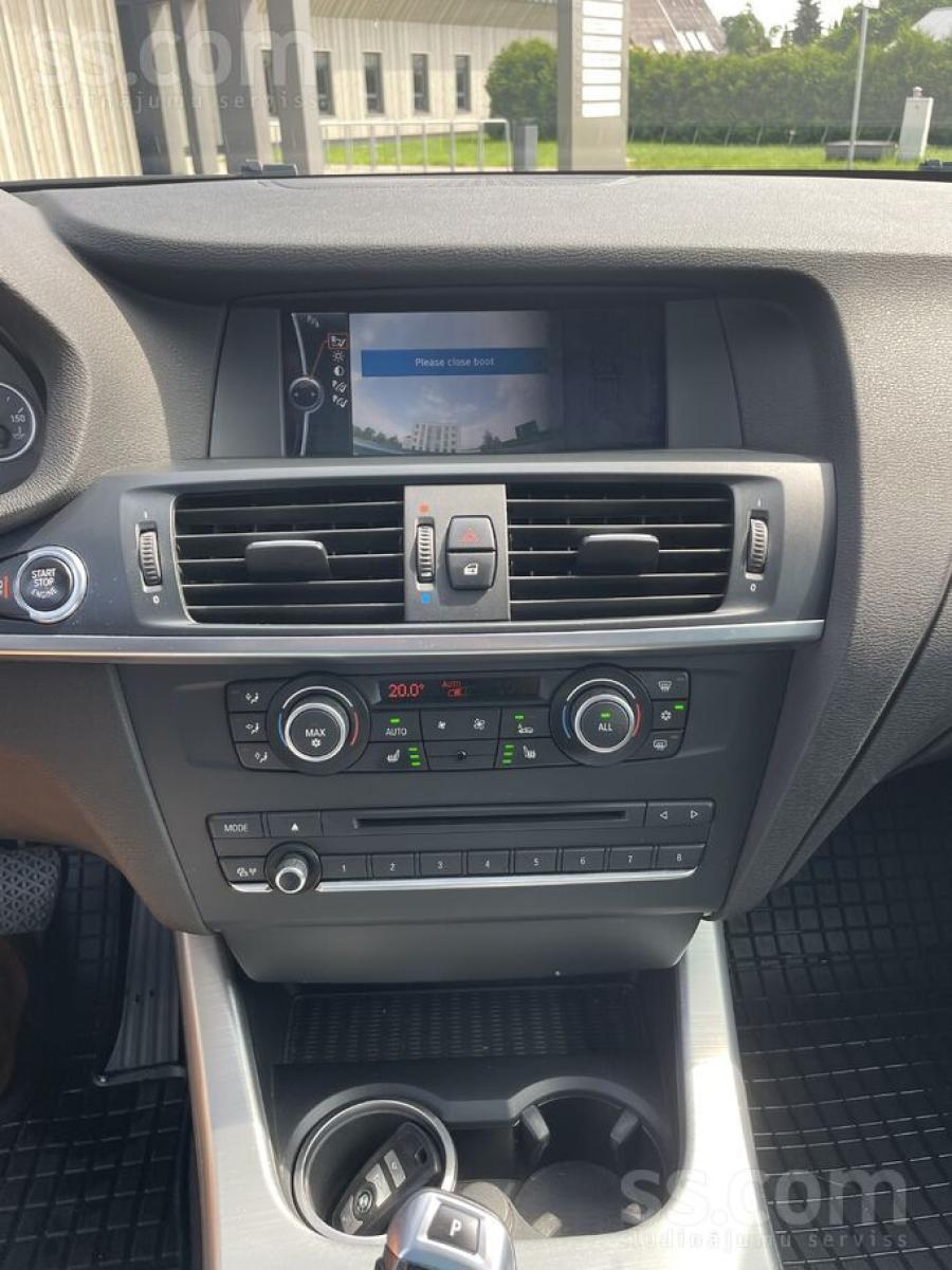 Blue BMW X3 2011 in Riga, with an engine capacity of 3.00 L and mileage of 312 thousand km for 10000 €, photo 9 on AUTOMOTO.COM.LV