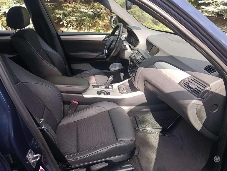 Blue BMW X3 2011 in Utena, with an engine capacity of 2.99 L and mileage of 290 thousand km for 9650 €, photo 15 on AUTOMOTO.COM.LV