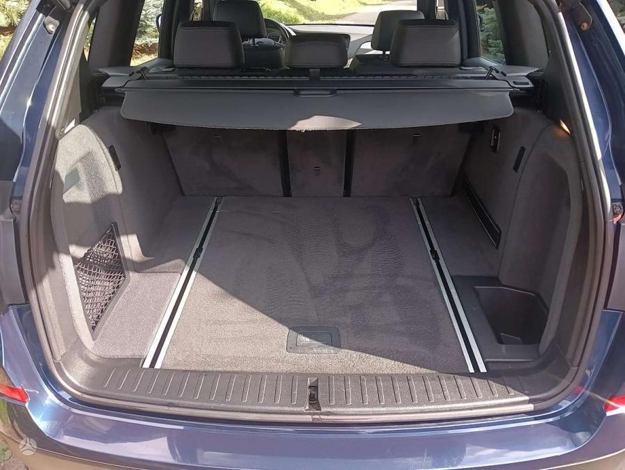 Blue BMW X3 2011 in Utena, with an engine capacity of 2.99 L and mileage of 290 thousand km for 9650 €, photo 17 on AUTOMOTO.COM.LV