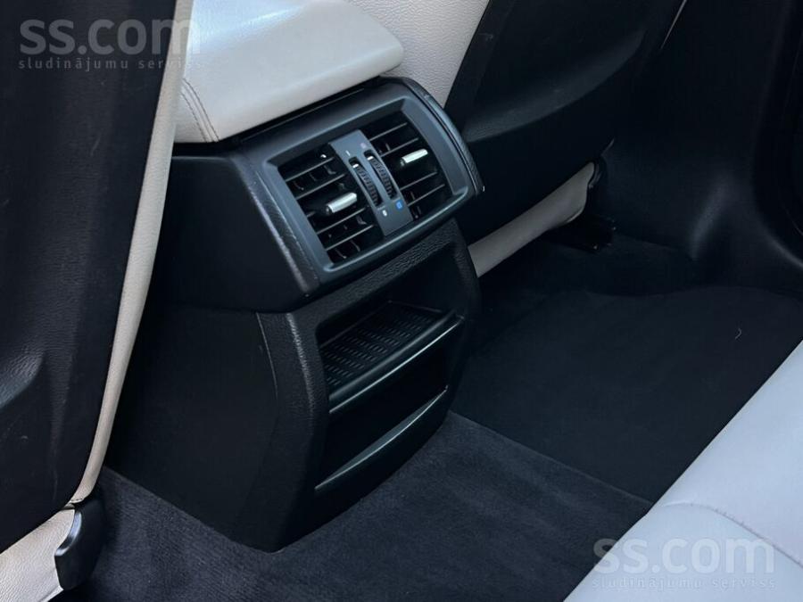 Zils BMW X3 2012 Cēsis, ar dzinēja tilpumu 3.00 L un nobraukumu 263 tūkst. km par 13000 €, foto 17 vietnē AUTOMOTO.COM.LV