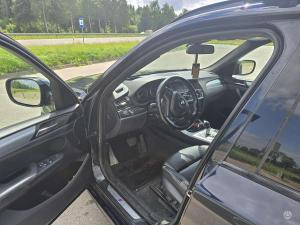 Blue BMW X3 2012 in Siauliai, with an engine capacity of 2.99 L and mileage of 230 thousand km for 10500 €, photo 13 on AUTOMOTO.COM.LV