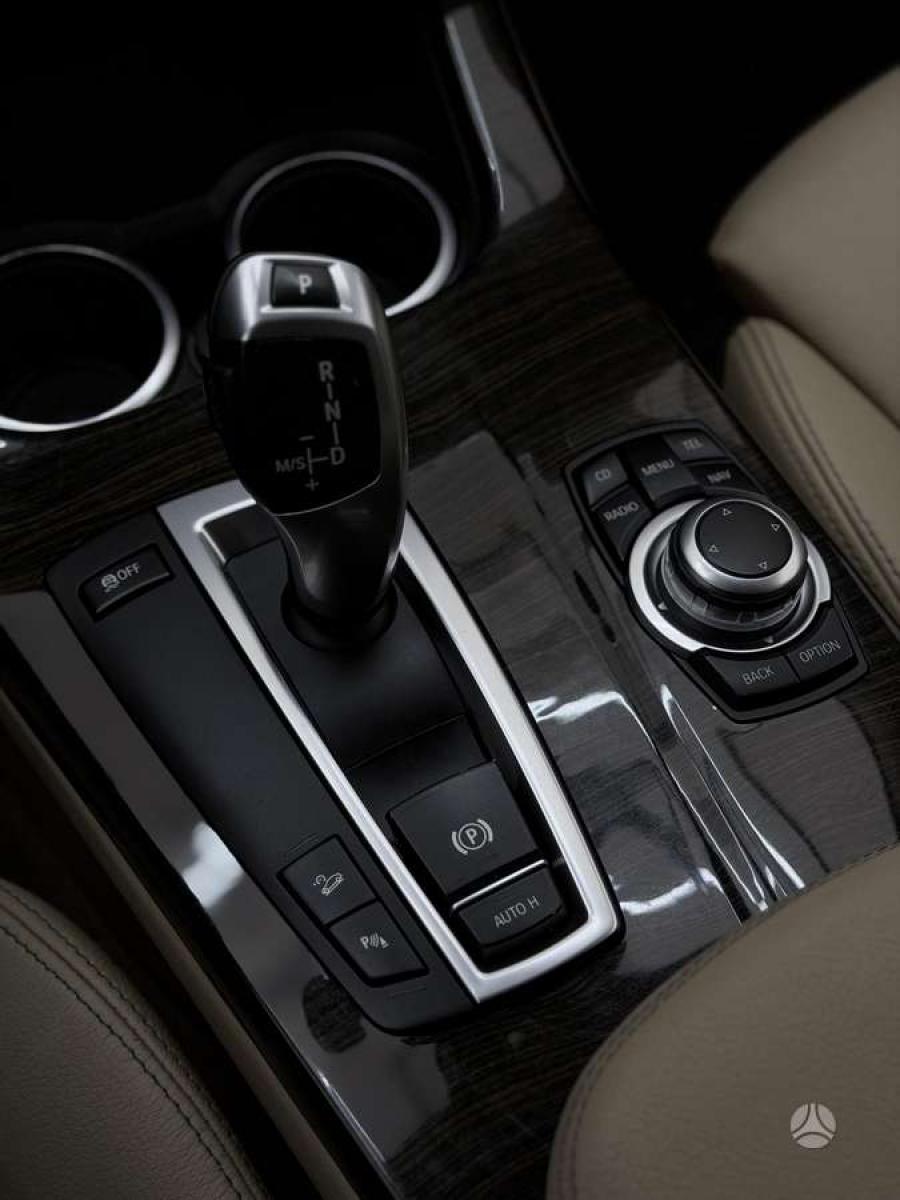 Zils BMW X3 2012 Viļņa, ar dzinēja tilpumu 2.00 L un nobraukumu 437 tūkst. km par 6900 €, foto 25 vietnē AUTOMOTO.COM.LV
