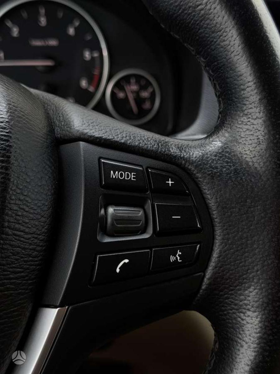 Zils BMW X3 2012 Viļņa, ar dzinēja tilpumu 2.00 L un nobraukumu 437 tūkst. km par 6900 €, foto 29 vietnē AUTOMOTO.COM.LV