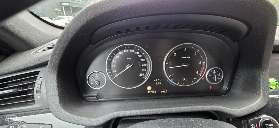 Blue BMW X3 2013 in Kaunas, with an engine capacity of 3.00 L and mileage of 258 thousand km for 14500 €, photo 4 on AUTOMOTO.COM.LV