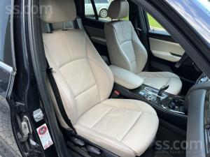 Blue BMW X3 2013 in Riga, with an engine capacity of 2.00 L and mileage of 387 thousand km for 10300 €, photo 9 on AUTOMOTO.COM.LV