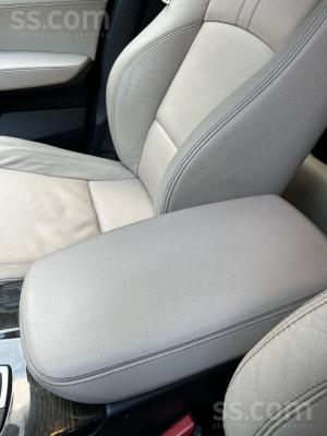 Blue BMW X3 2013 in Riga, with an engine capacity of 2.00 L and mileage of 387 thousand km for 10300 €, photo 13 on AUTOMOTO.COM.LV