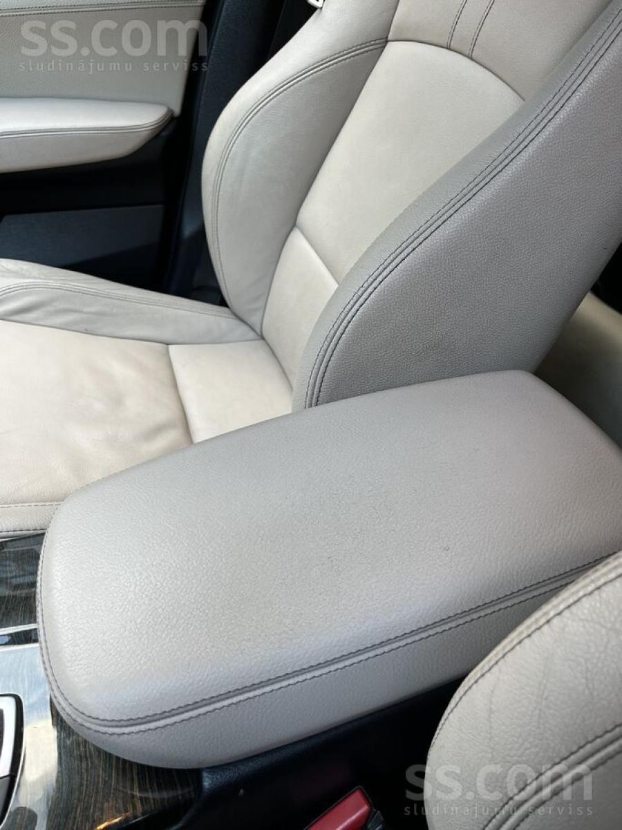Blue BMW X3 2013 in Riga, with an engine capacity of 2.00 L and mileage of 387 thousand km for 10300 €, photo 13 on AUTOMOTO.COM.LV