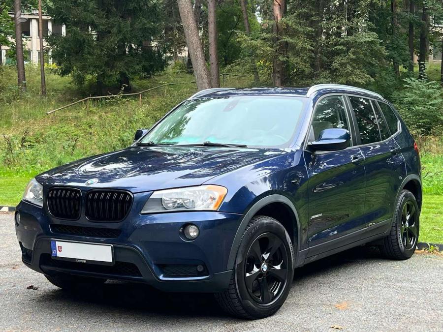 Blue BMW X3 2013 in Vilnius, with an engine capacity of 3.00 L and mileage of 236 thousand km for 5900 €, photo 1 on AUTOMOTO.COM.LV