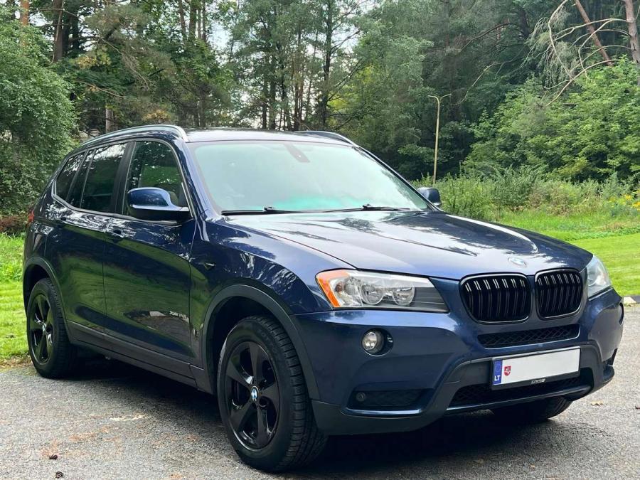 Blue BMW X3 2013 in Vilnius, with an engine capacity of 3.00 L and mileage of 236 thousand km for 5900 €, photo 4 on AUTOMOTO.COM.LV