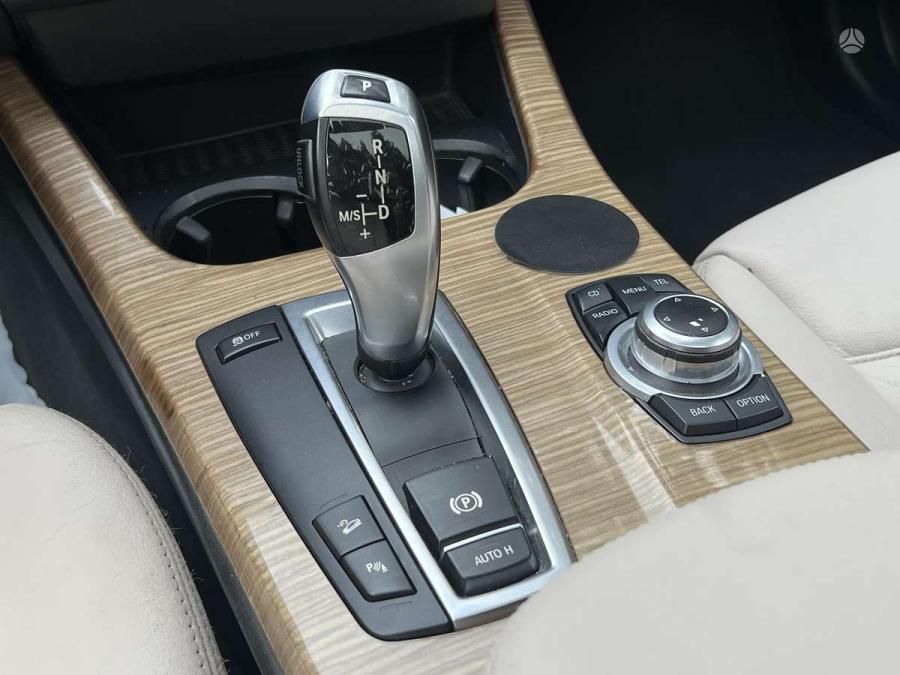 Blue BMW X3 2013 in Vilnius, with an engine capacity of 3.00 L and mileage of 236 thousand km for 5900 €, photo 13 on AUTOMOTO.COM.LV