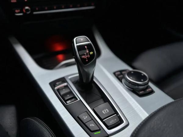 Blue BMW X3 2014 in Riga, with an engine capacity of 3.00 L and mileage of 165 thousand km for 18900 €, photo 8 on AUTOMOTO.COM.LV