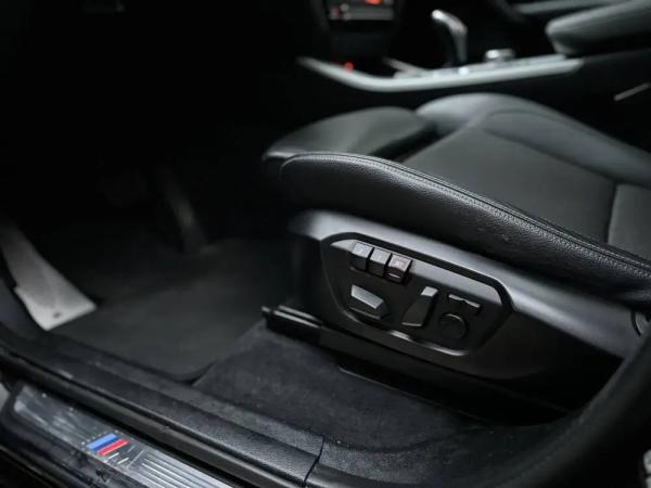 Blue BMW X3 2014 in Riga, with an engine capacity of 3.00 L and mileage of 165 thousand km for 18900 €, photo 10 on AUTOMOTO.COM.LV