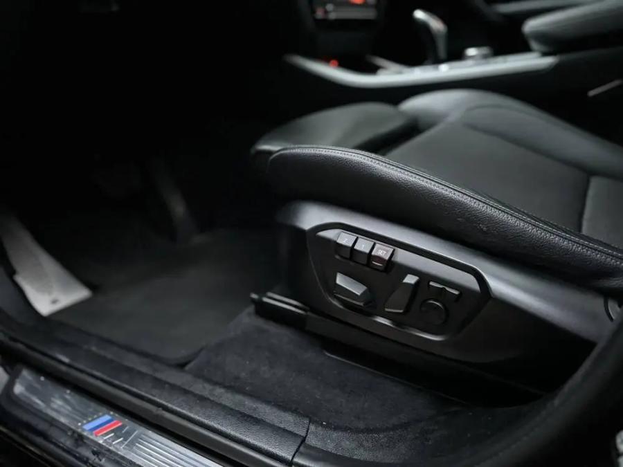 Blue BMW X3 2014 in Riga, with an engine capacity of 3.00 L and mileage of 165 thousand km for 18900 €, photo 11 on AUTOMOTO.COM.LV